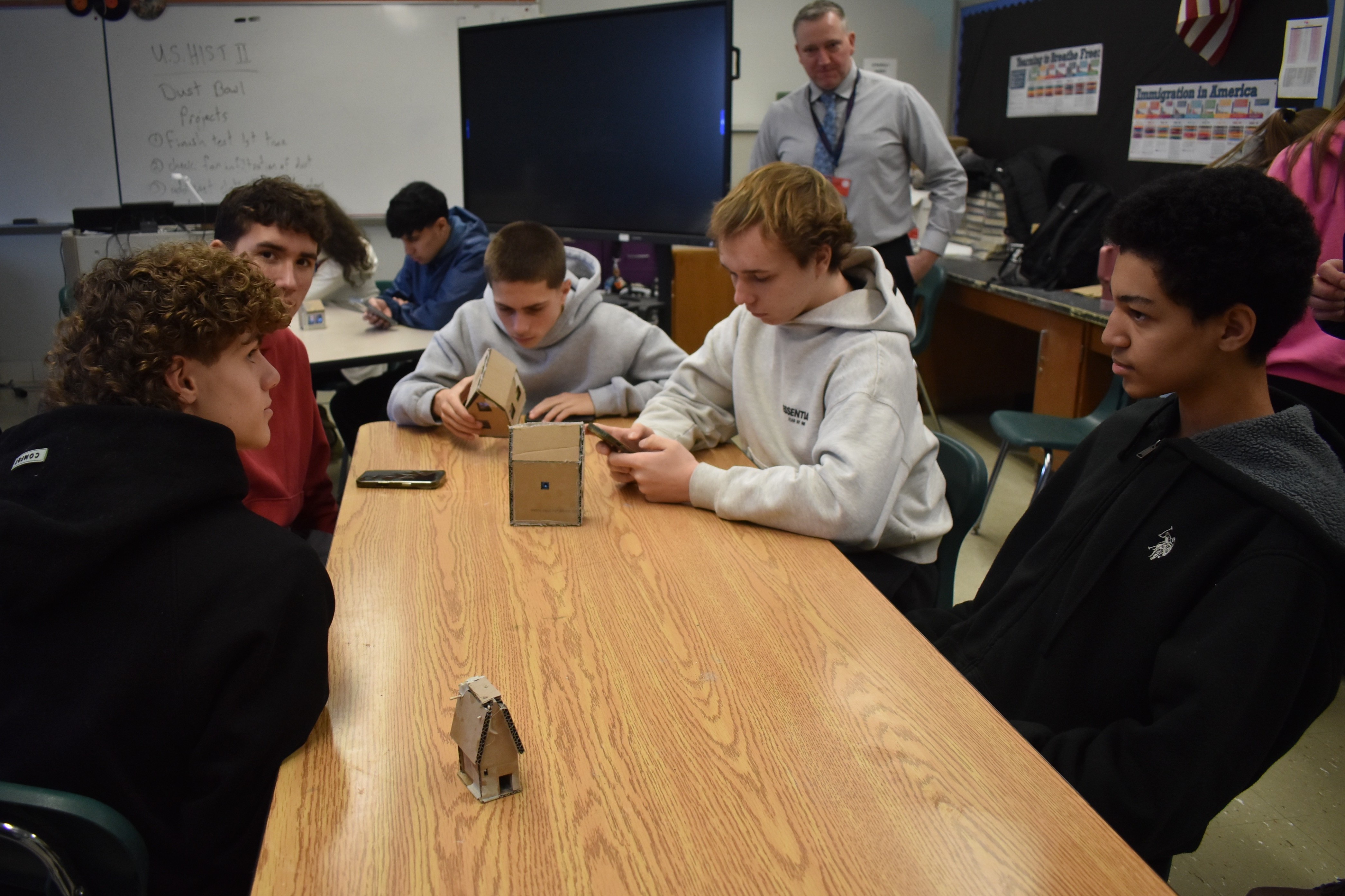 Westfield High School sophomore history class recreates 1930s Dust Bowl ...