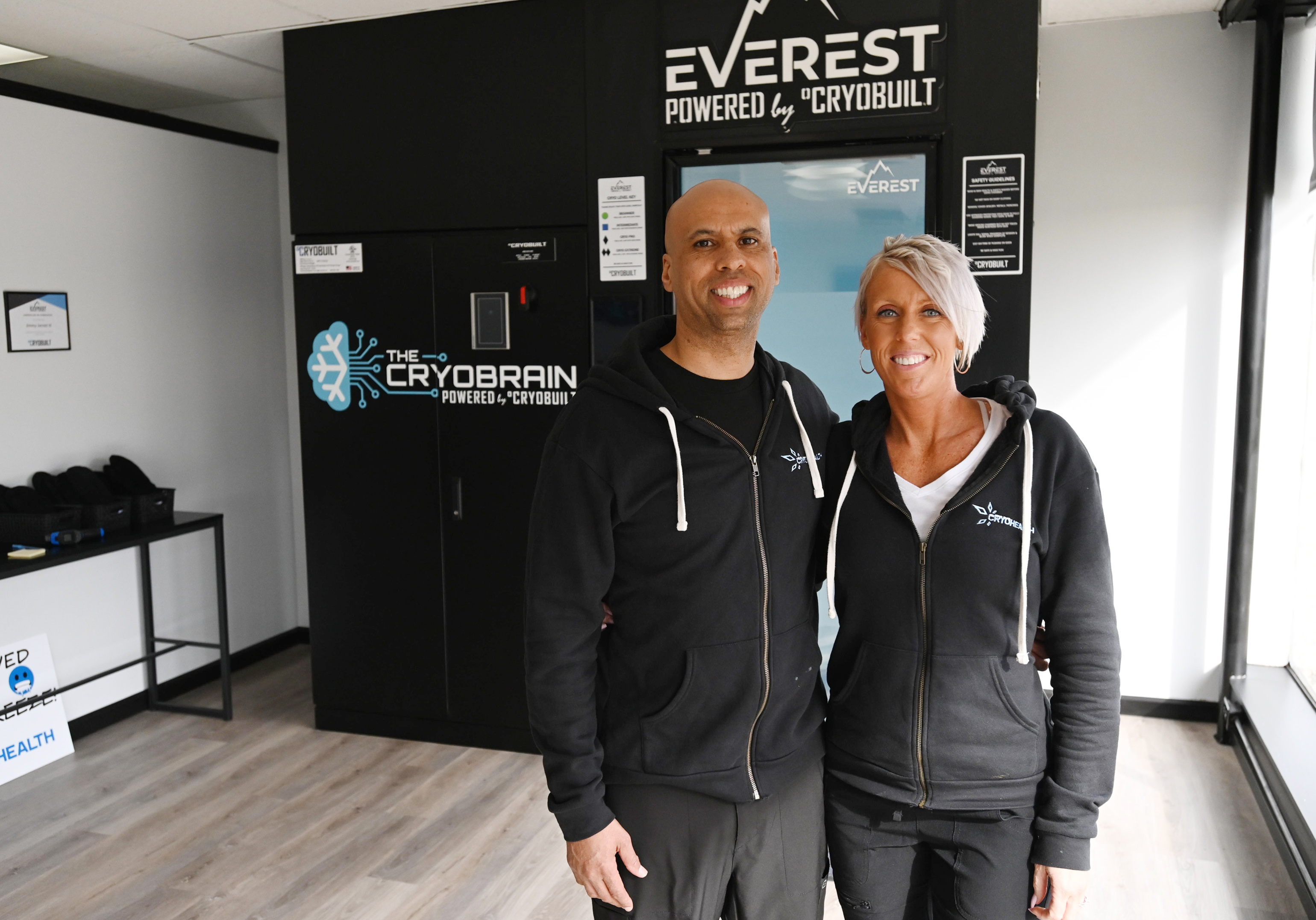 CryoHealth opens in Jackson - mlive.com