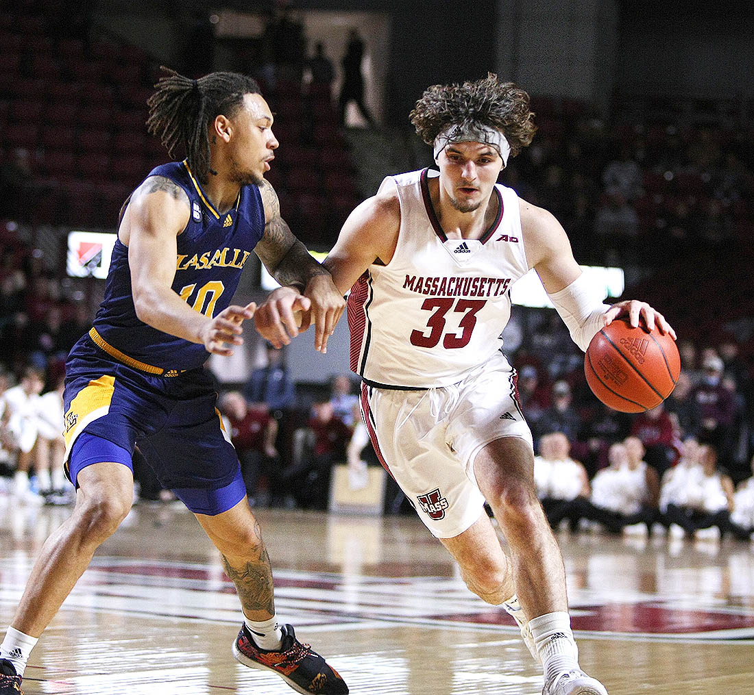 UMass Men's Basketball vs LaSalle 1/11/23 - masslive.com