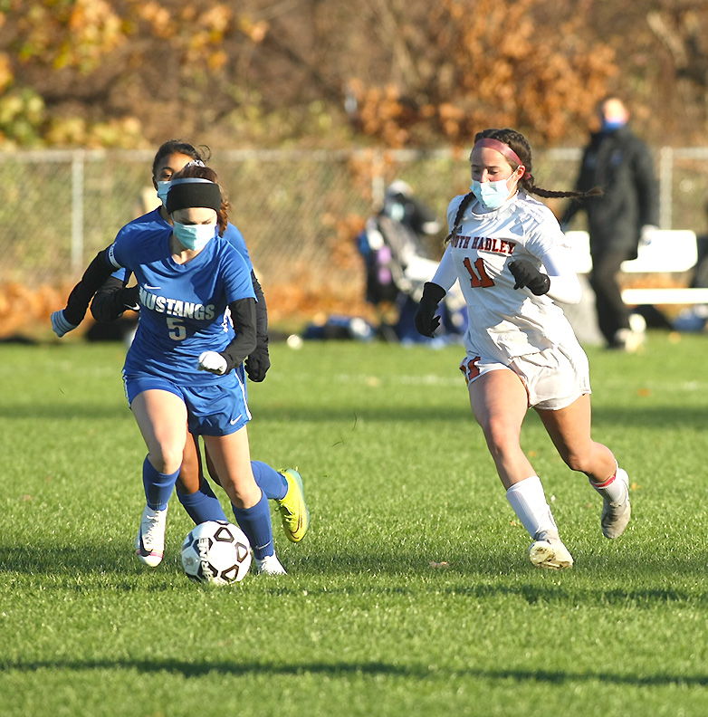 South Hadley vs Monson girls soccer 11/2/20 - masslive.com