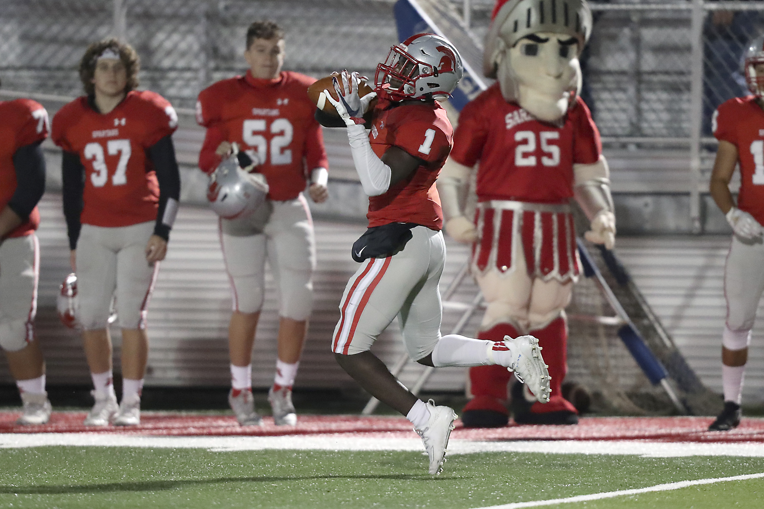 Saraland vs Opelika Football - al.com