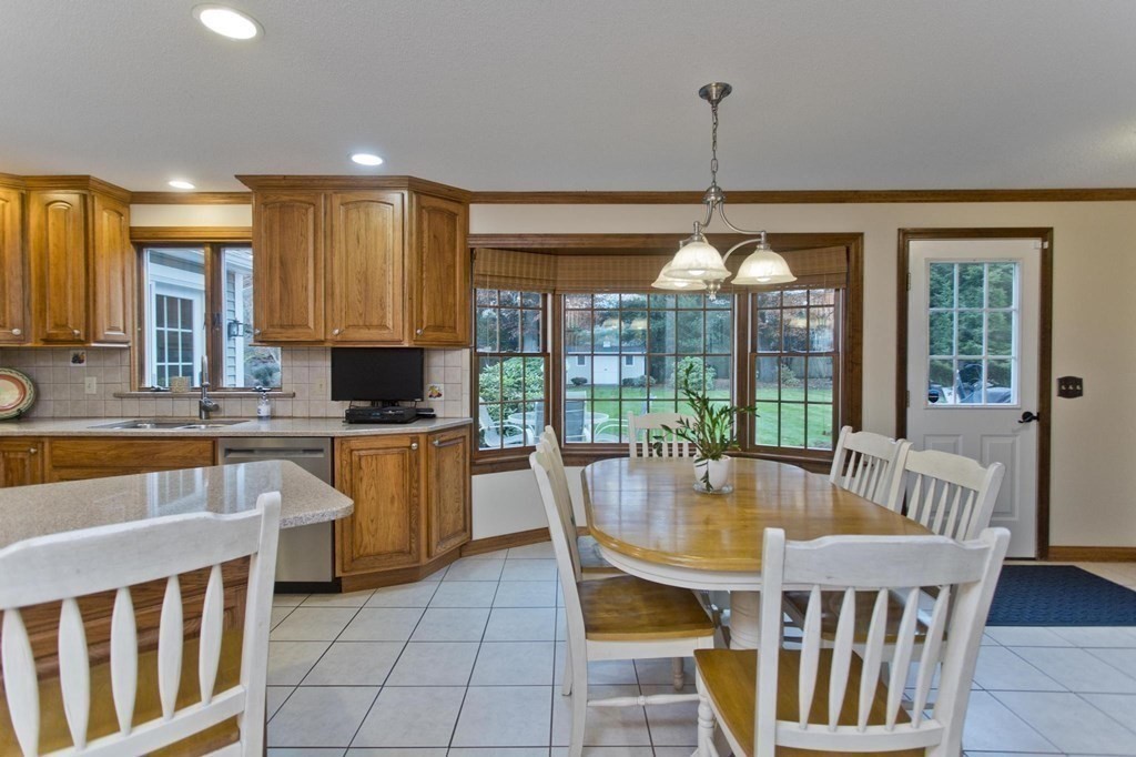 House of the Week: Wilbraham home has in-law apartment with private ...