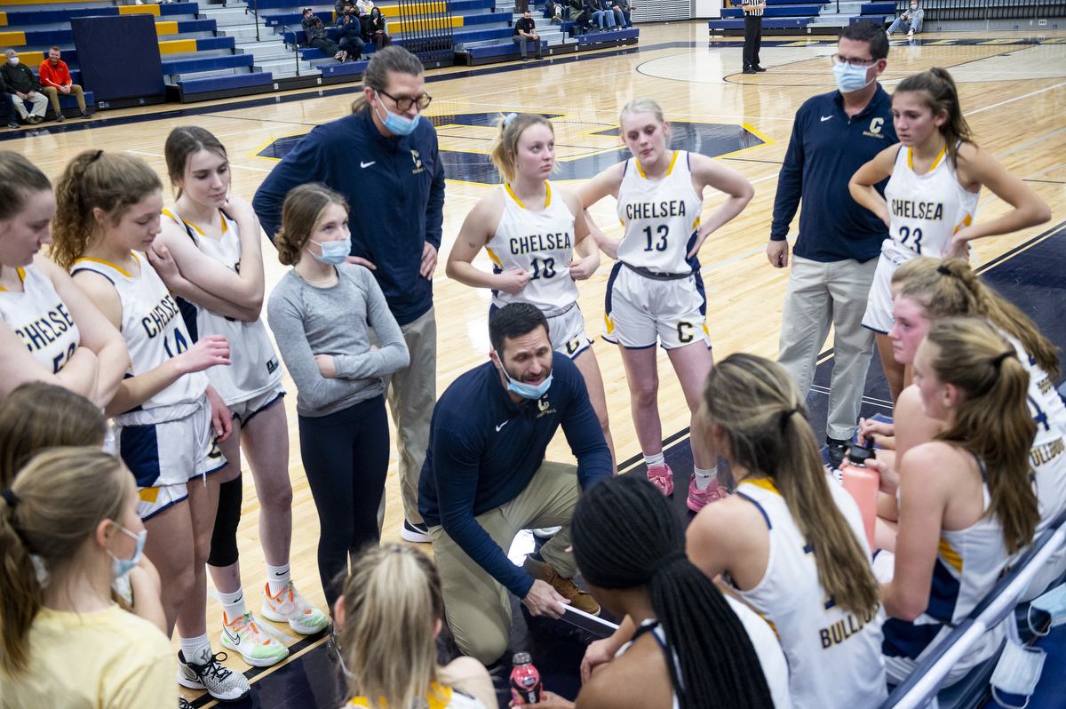 Chelsea vs. Stockbridge girls basketball - mlive.com
