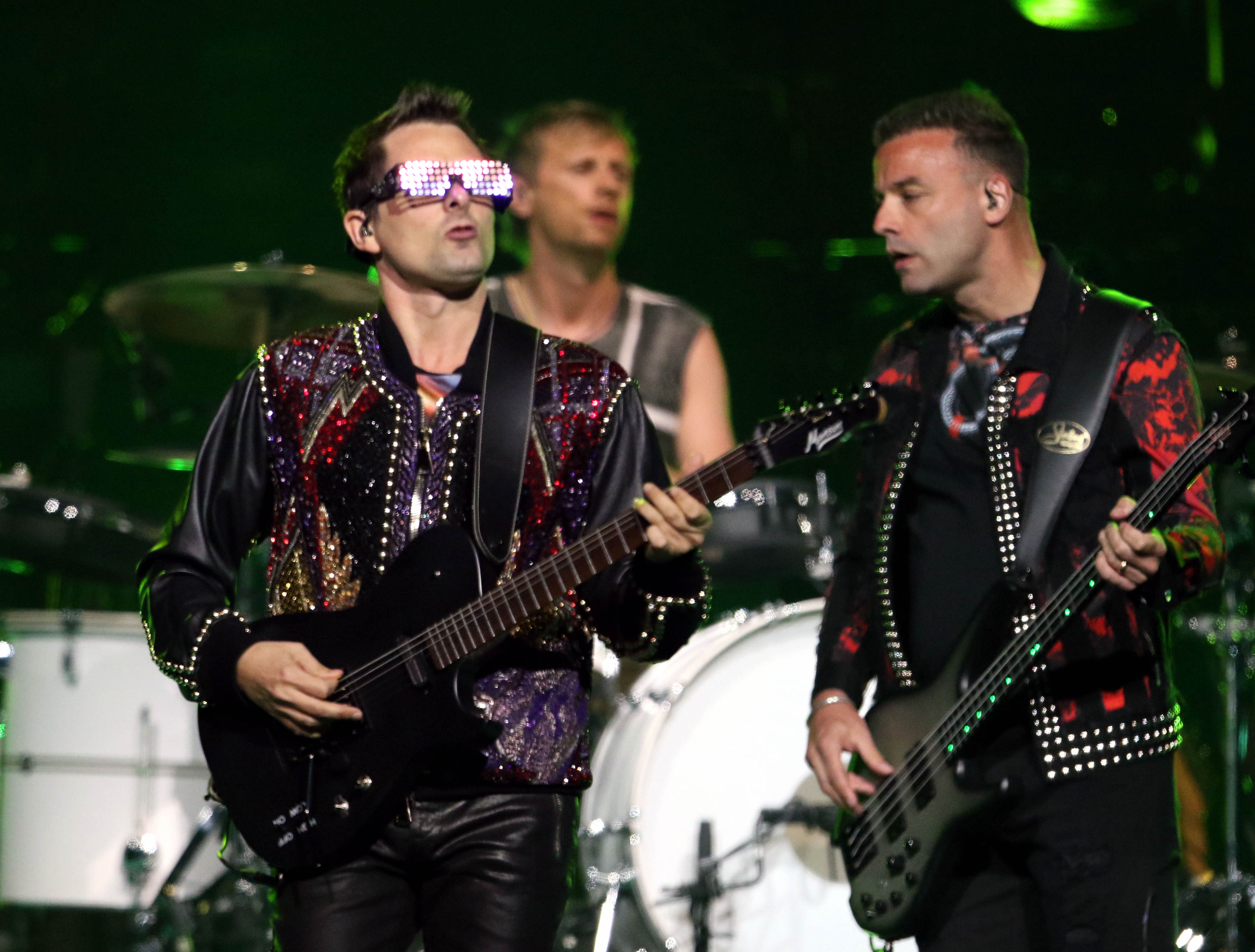 Concert review and photos: Muse electrifies with visually arresting At