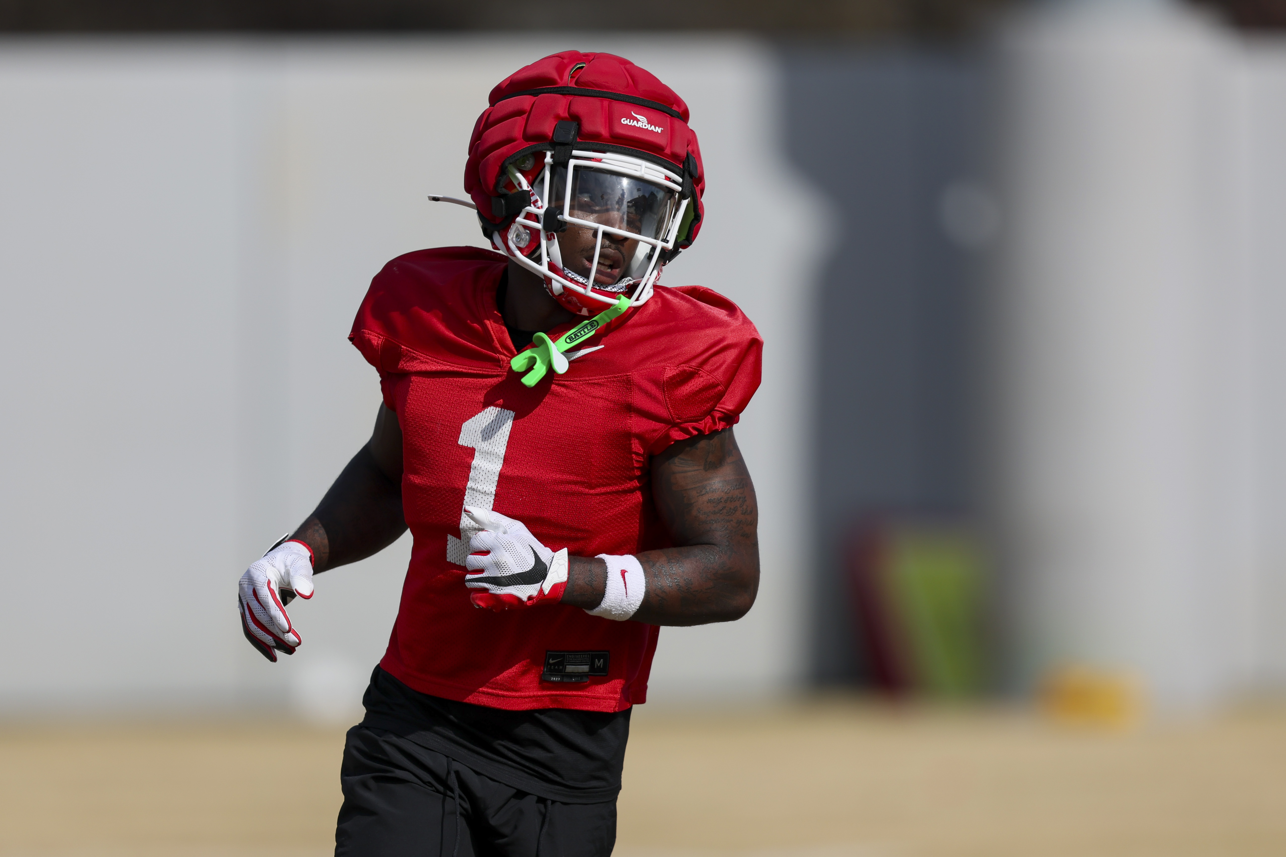 BREAKING NEWS: Georgia Bulldogs star player is out for the rest of the ...