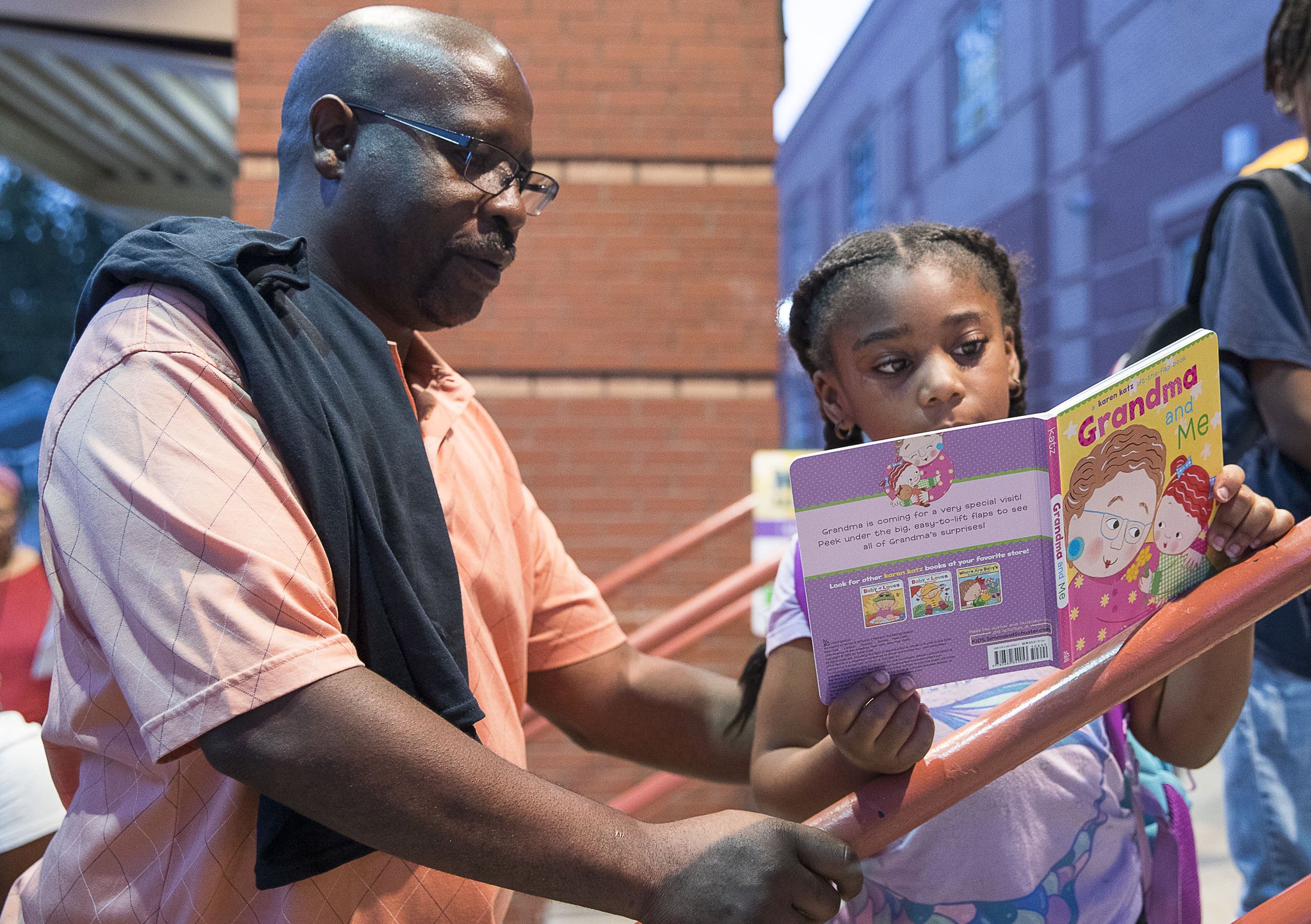 Movement brings dads to Atlanta schools to keep them involved