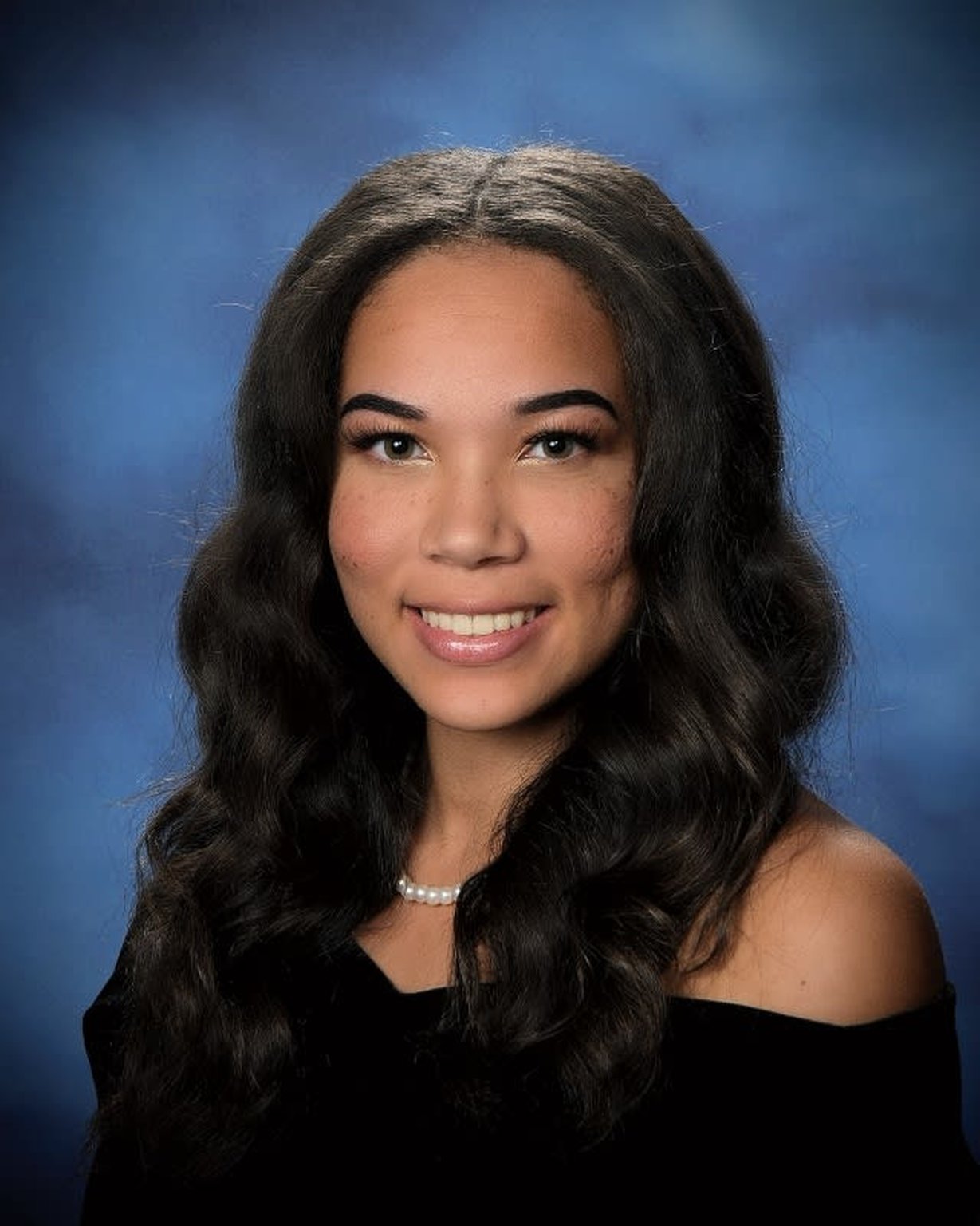 Emily Sharpe's Instagram, Twitter & Facebook on IDCrawl