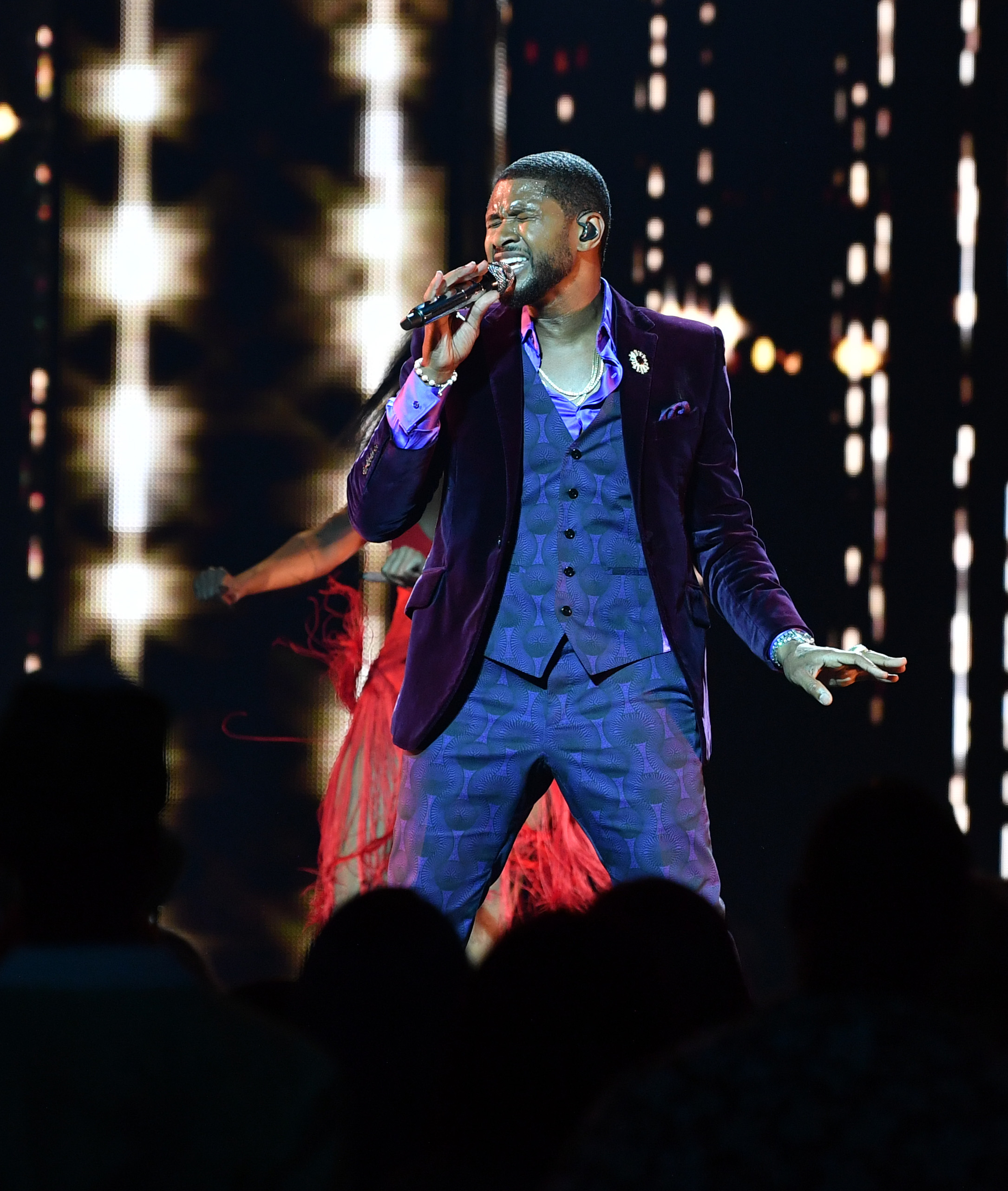 Usher moves Las Vegas residency, shares love for Atlanta