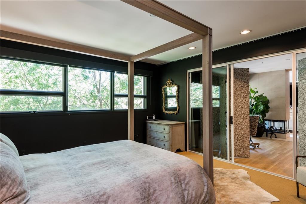 Usher Raymond home for sale near Mercedes-Benz Stadium