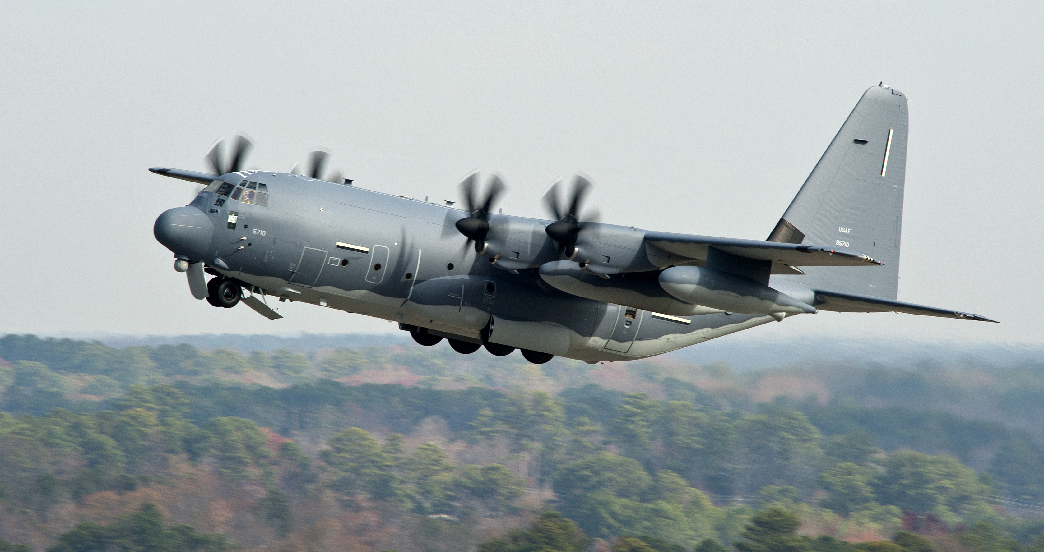 C 130 E Gunships