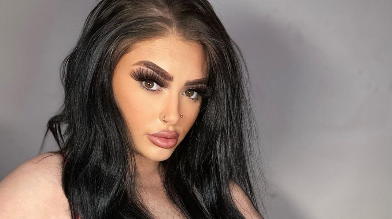 Antonia Graham's Instagram, Twitter & Facebook on IDCrawl