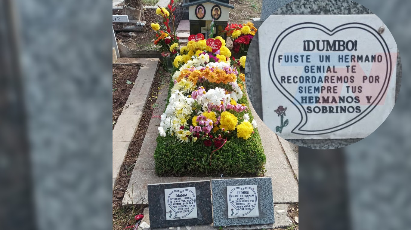 Lápida En Blanco Genial Lápida En El Cementerio De Flores Y