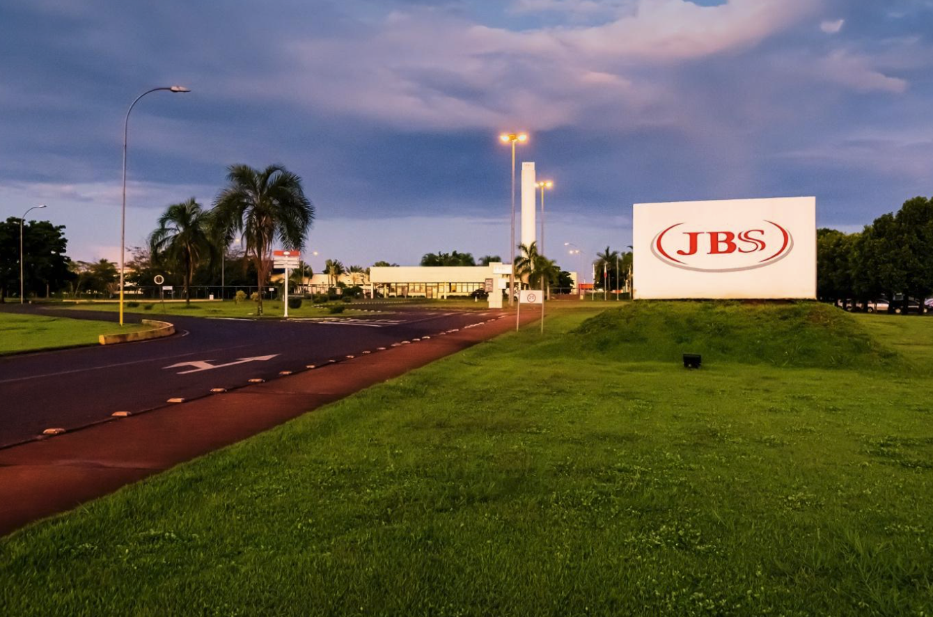 Como a JBS contribuiu com a recuperação de 2 mil hectares de floresta