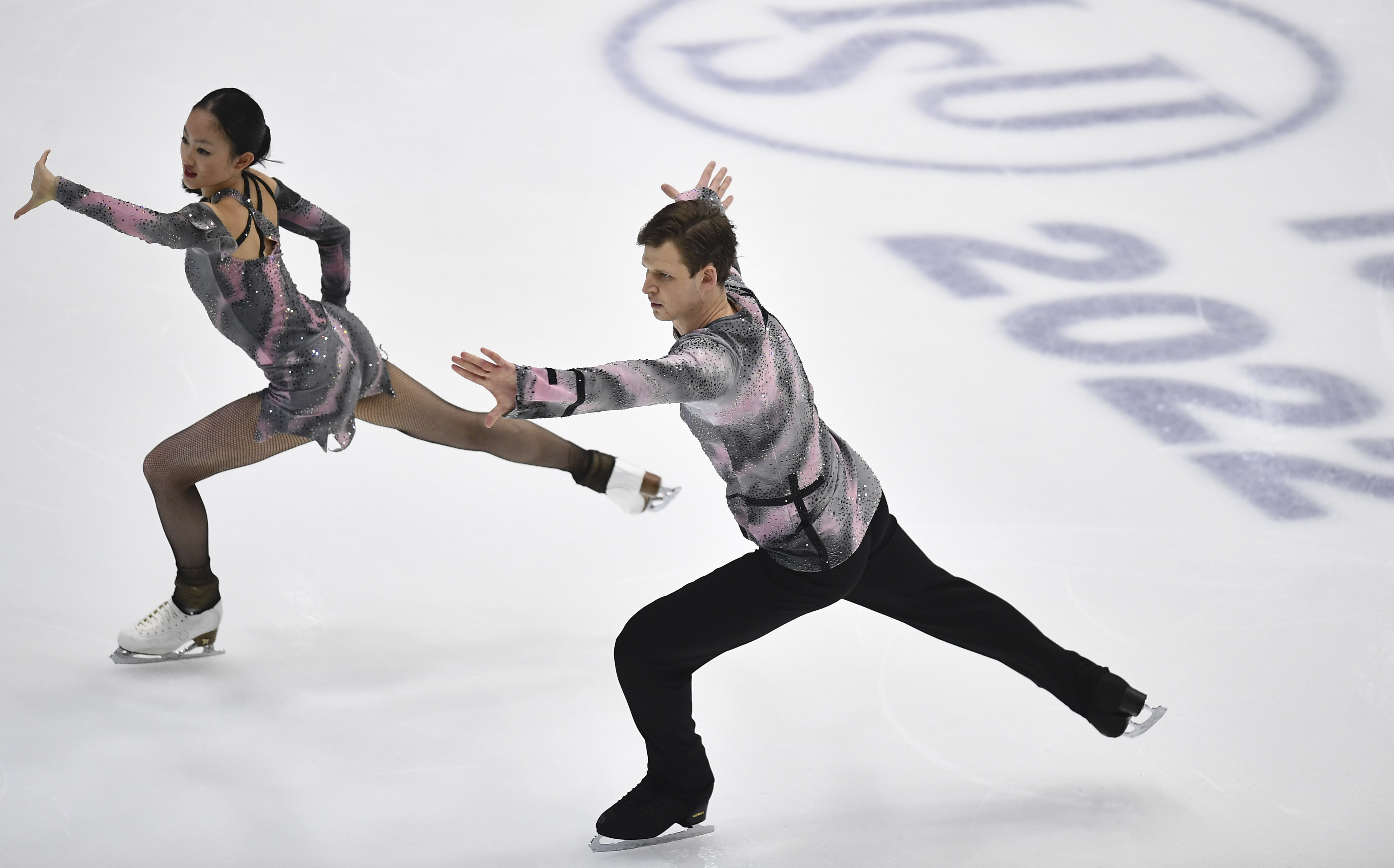 Usa Olympic Ice Skating Partners