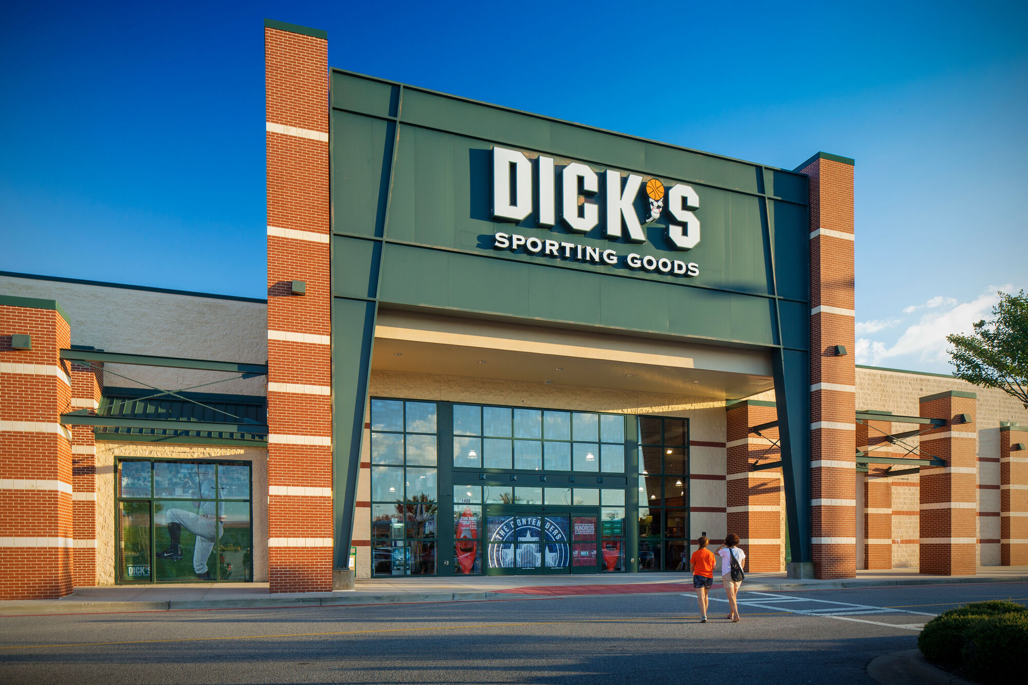 The Shoppes at River Crossing - Brookfield Properties