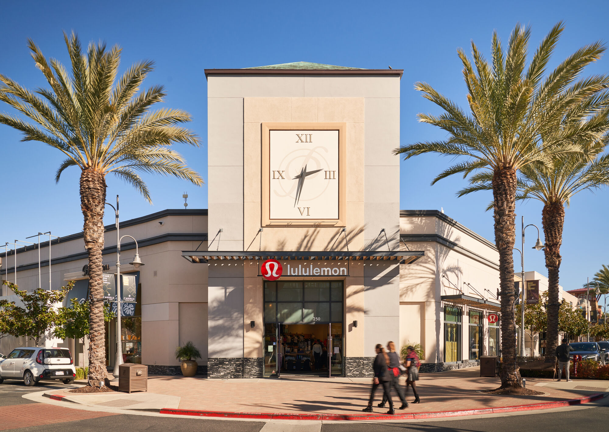 Promenade Temecula - Brookfield Properties