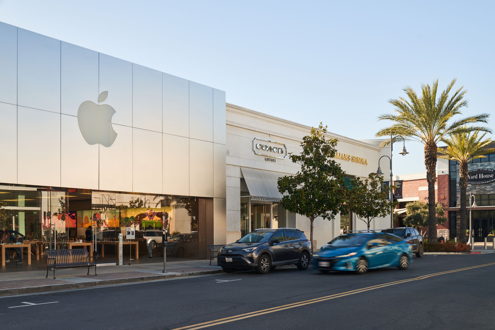 Promenade Temecula - Brookfield Properties