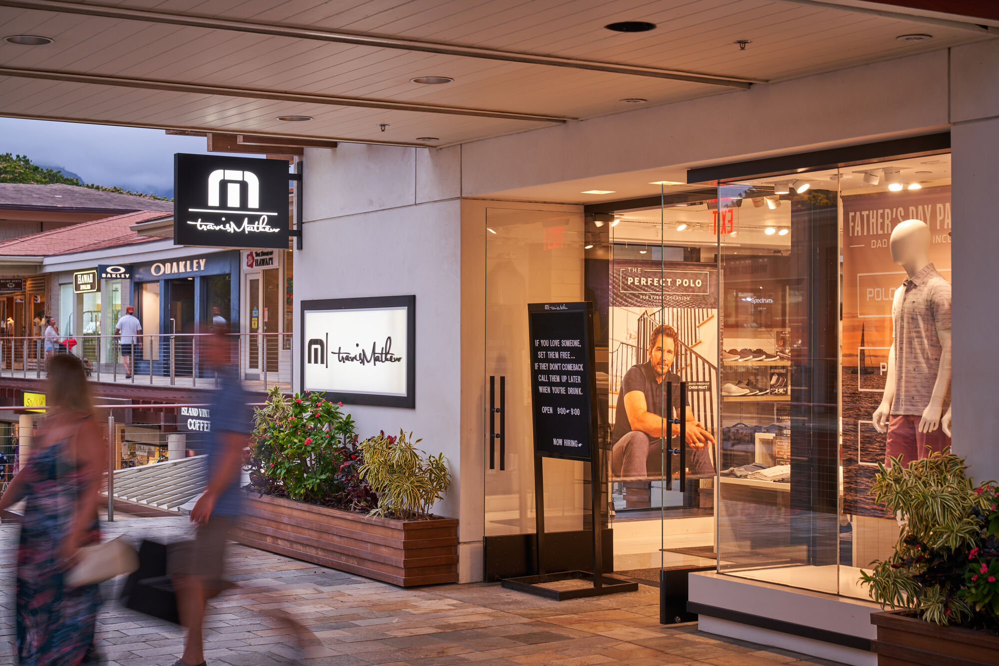 Whalers Village - Brookfield Properties