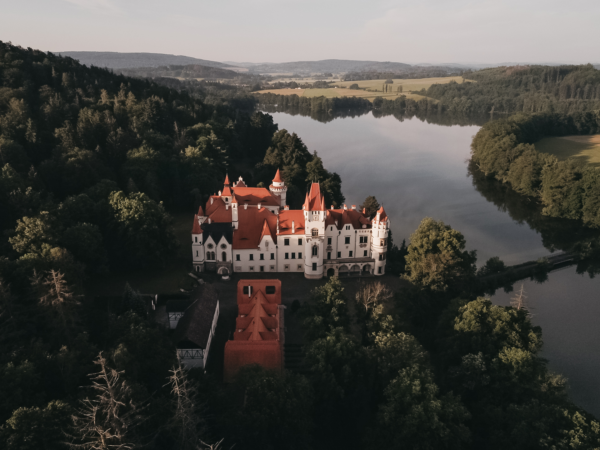 Royal Residences: 8 Homes Fit for a Queen | Christie's International ...