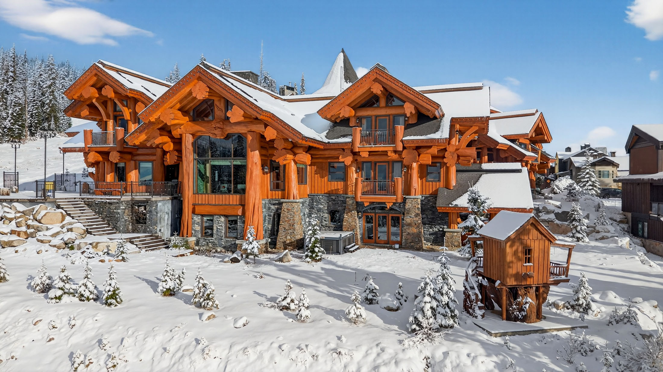Ski-In and Ski-Out: 6 Slopeside Homes in Top Winter Resorts | Christie ...