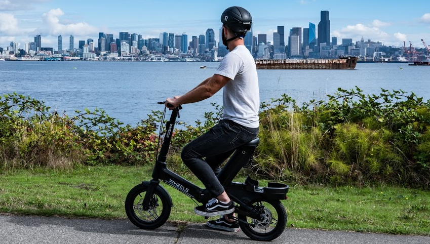Seated scooters launch in Seattle