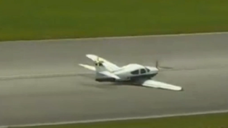 Video shows small plane landing without landing gear at Orlando ...