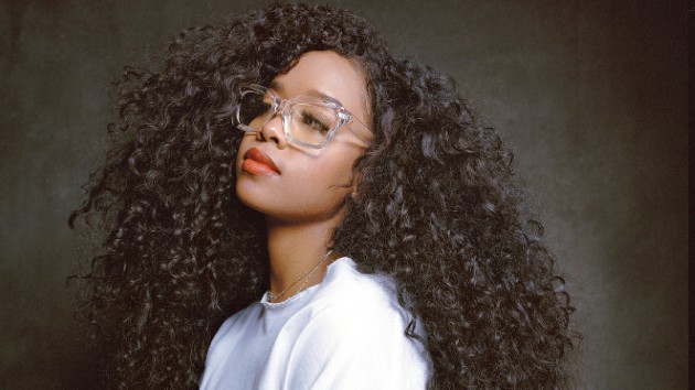 H.E.R. shares the best advice she received as a female R&B artist ...