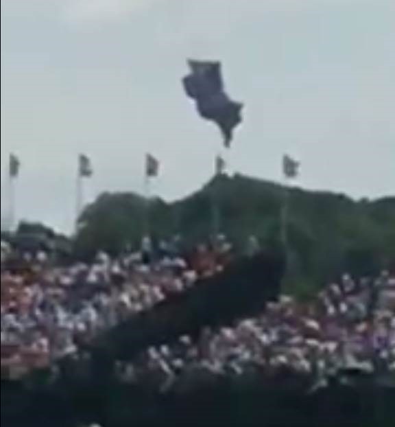 Blimp covering US Open catches fire, crashes as crew parachutes out – WDBO