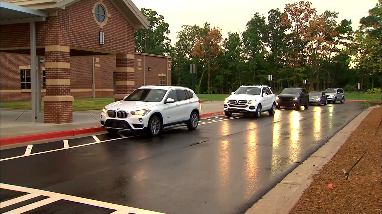 Forsyth County schools begin today with parents choosing between face ...