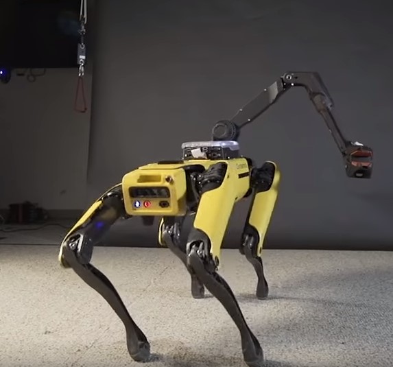 This robot dog is twerking to ‘Uptown Funk’...and it’s pretty amazing ...
