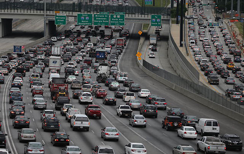 Expect holiday traffic crunch to start today – 95.5 WSB