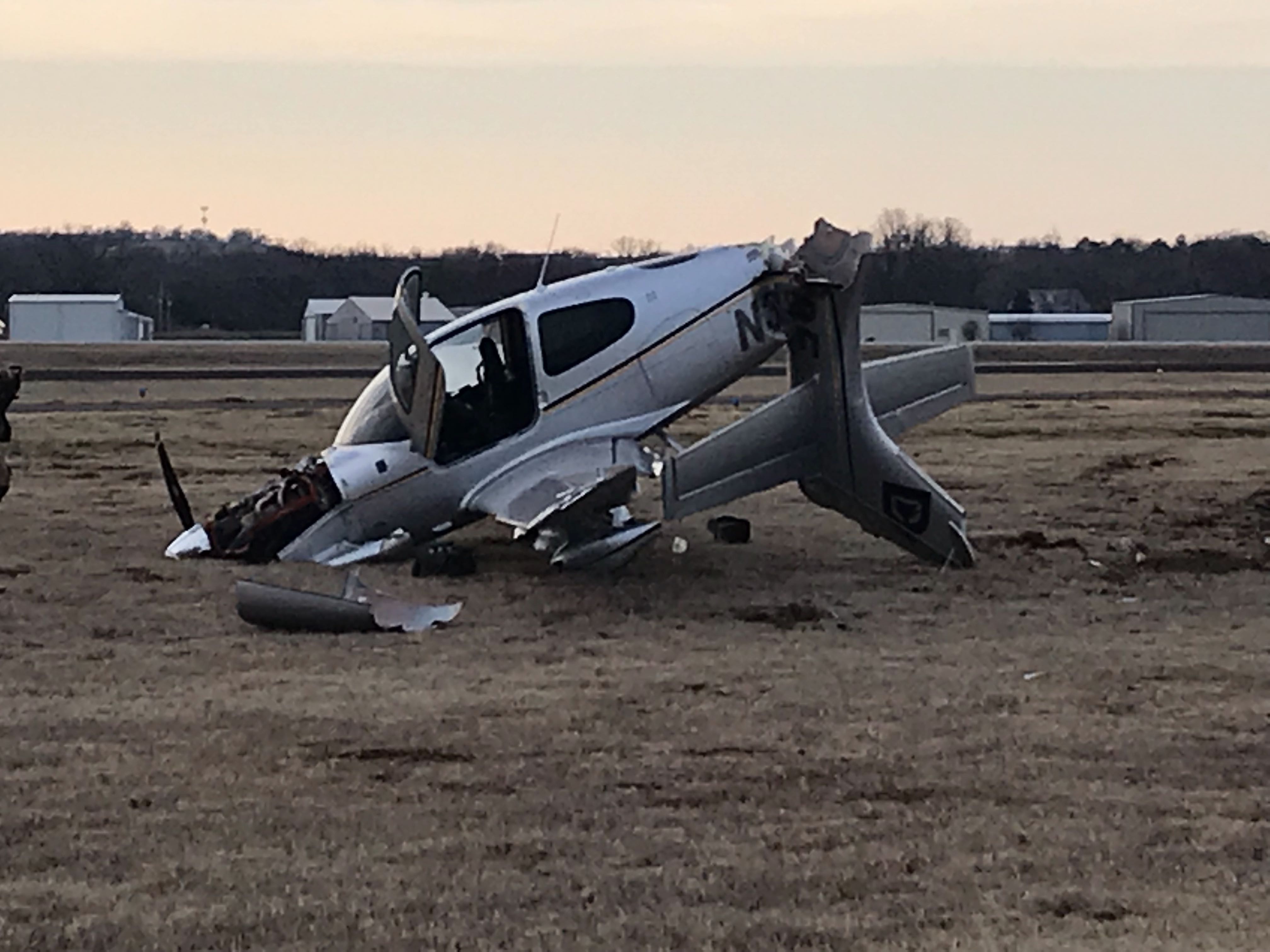 Plane crashes during landing at Jones-Riverside Airport – 102.3 KRMG