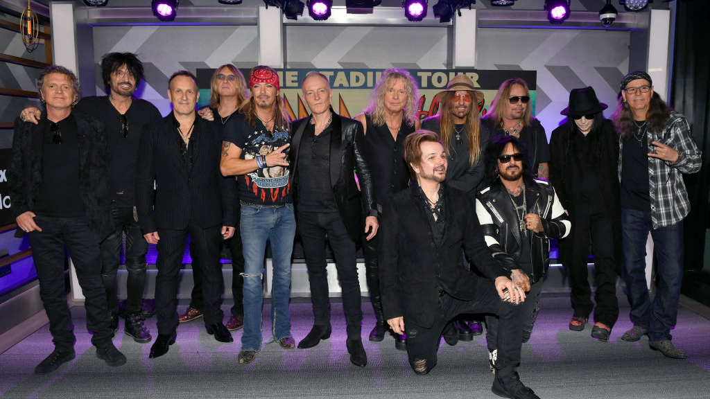 Def Leppard, Motley Crue, Poison and Joan Jett and the Blackhearts ...