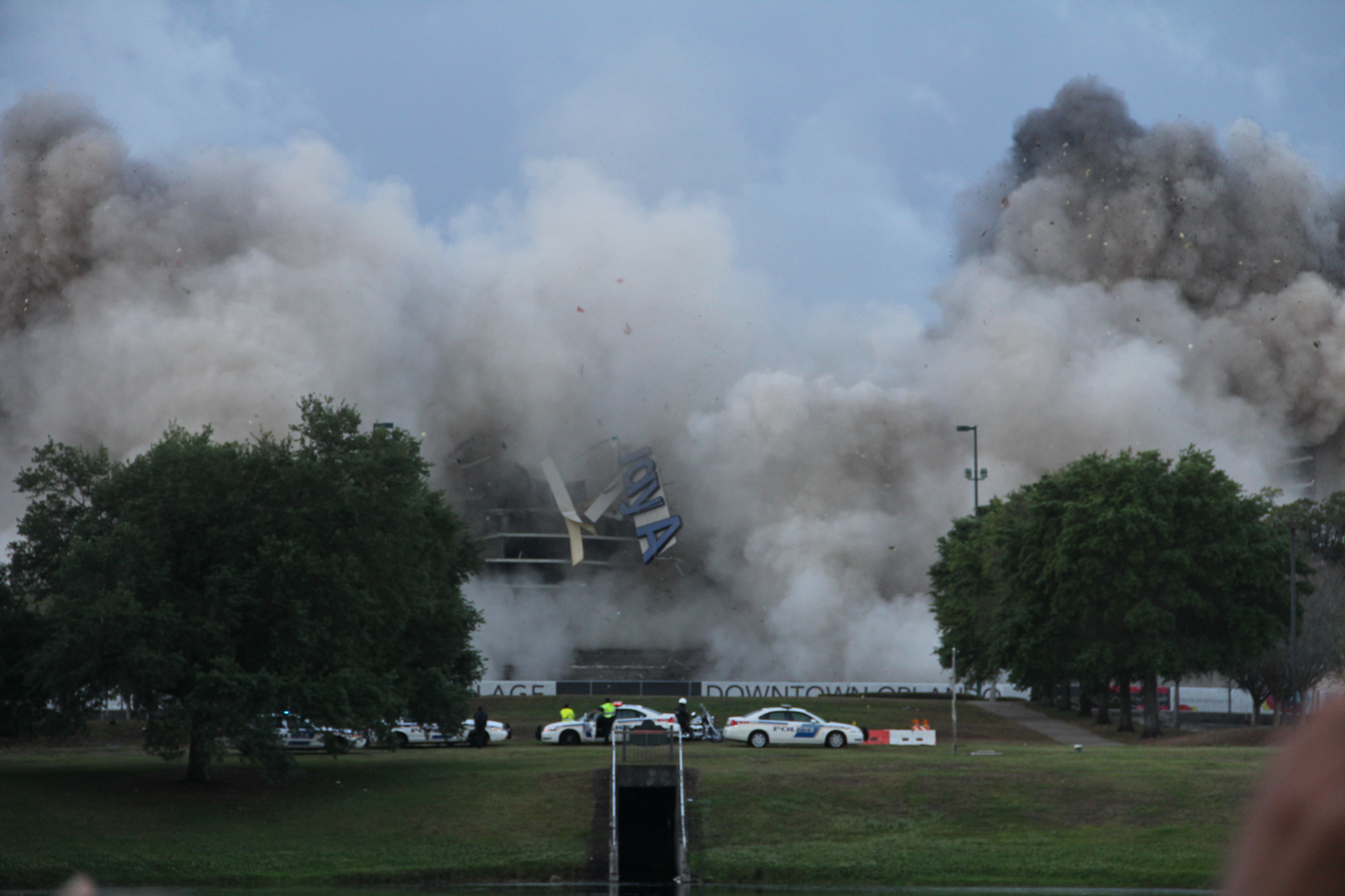 Amway Arena Implosion 3-25-12 – WMMO