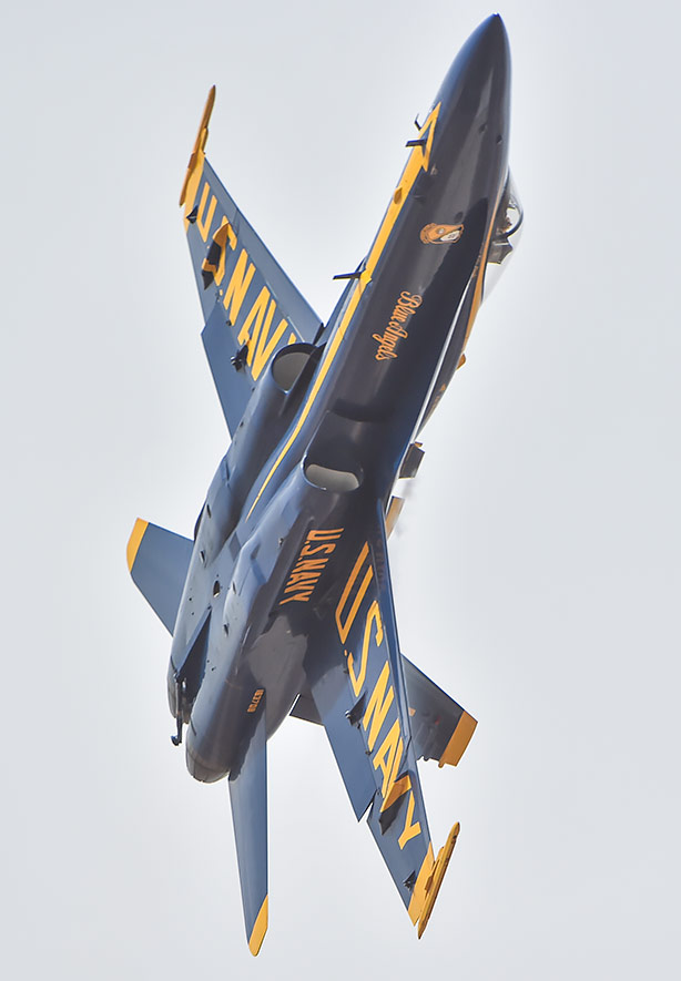 Blue Angels Retire the F-18 Legacy Hornet – WMMO