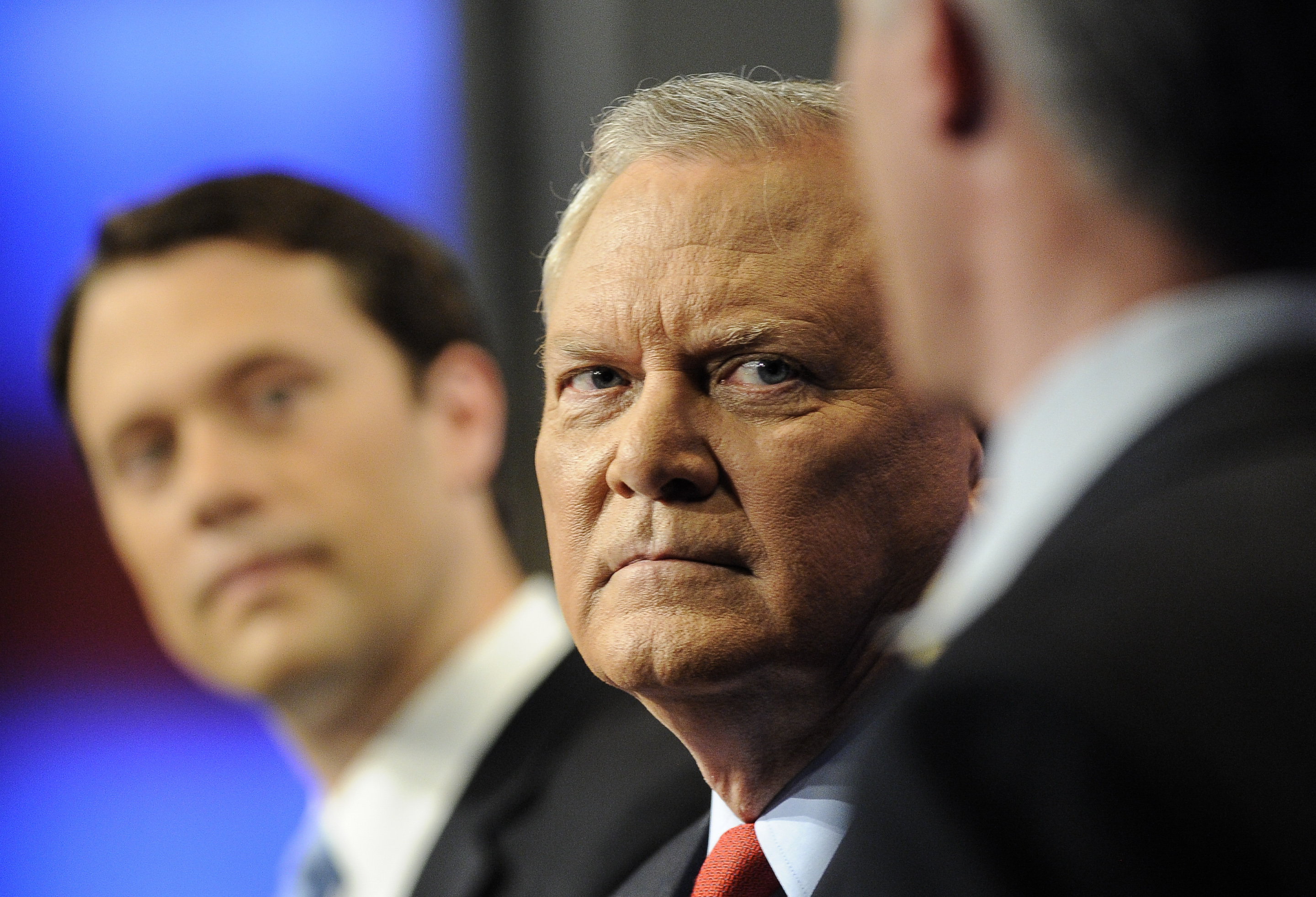 Deal, Carter, Hunt face off in tense gubernatorial debate – 95.5 WSB