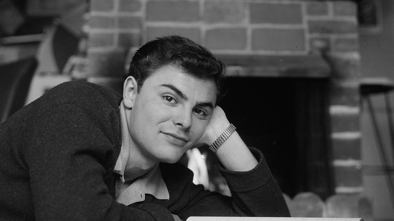 John Saxon, ‘Nightmare on Elm Street,’ ‘Enter the Dragon’ actor, dead ...