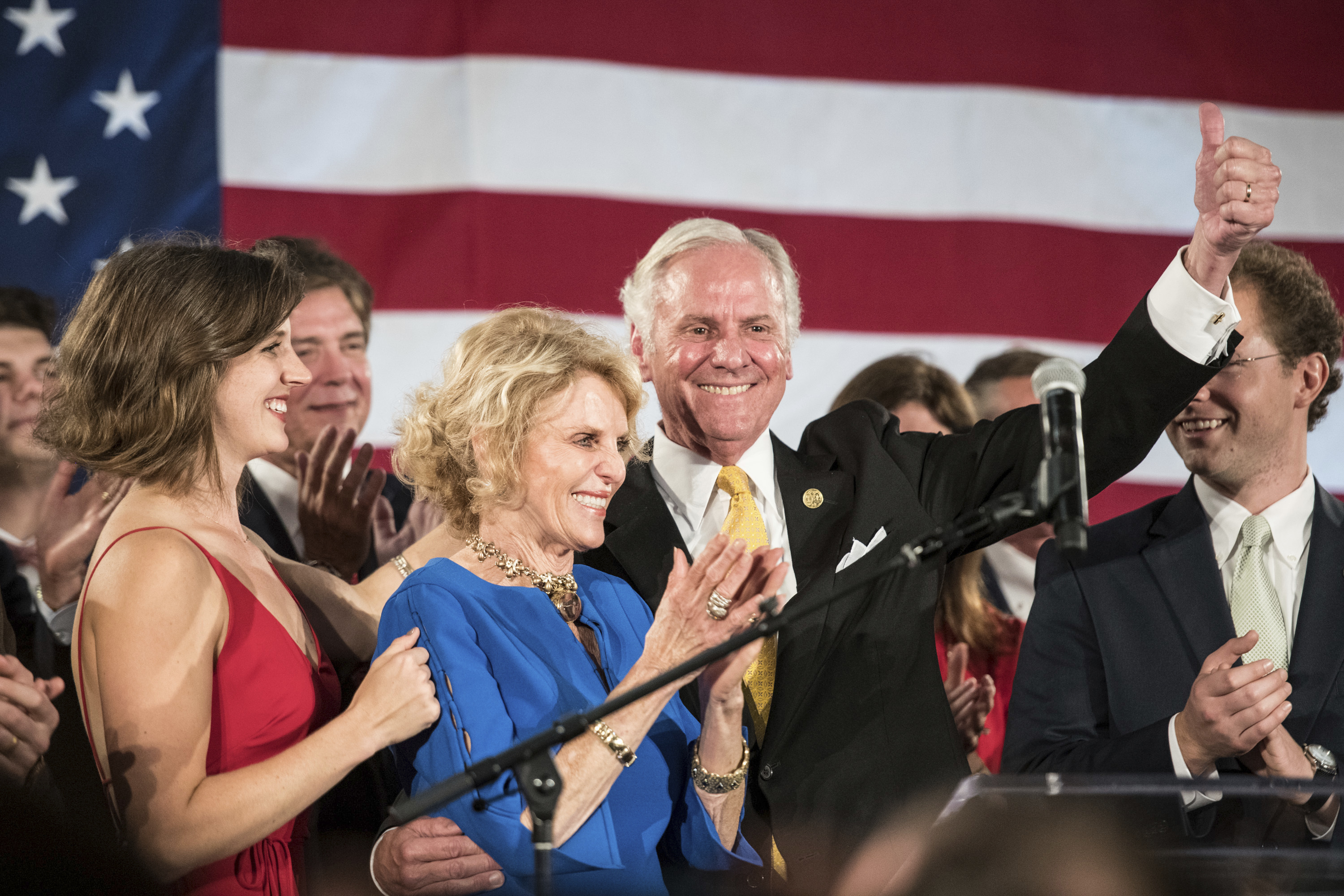 South Carolina first lady Peggy McMaster tests positive for COVID-19 ...