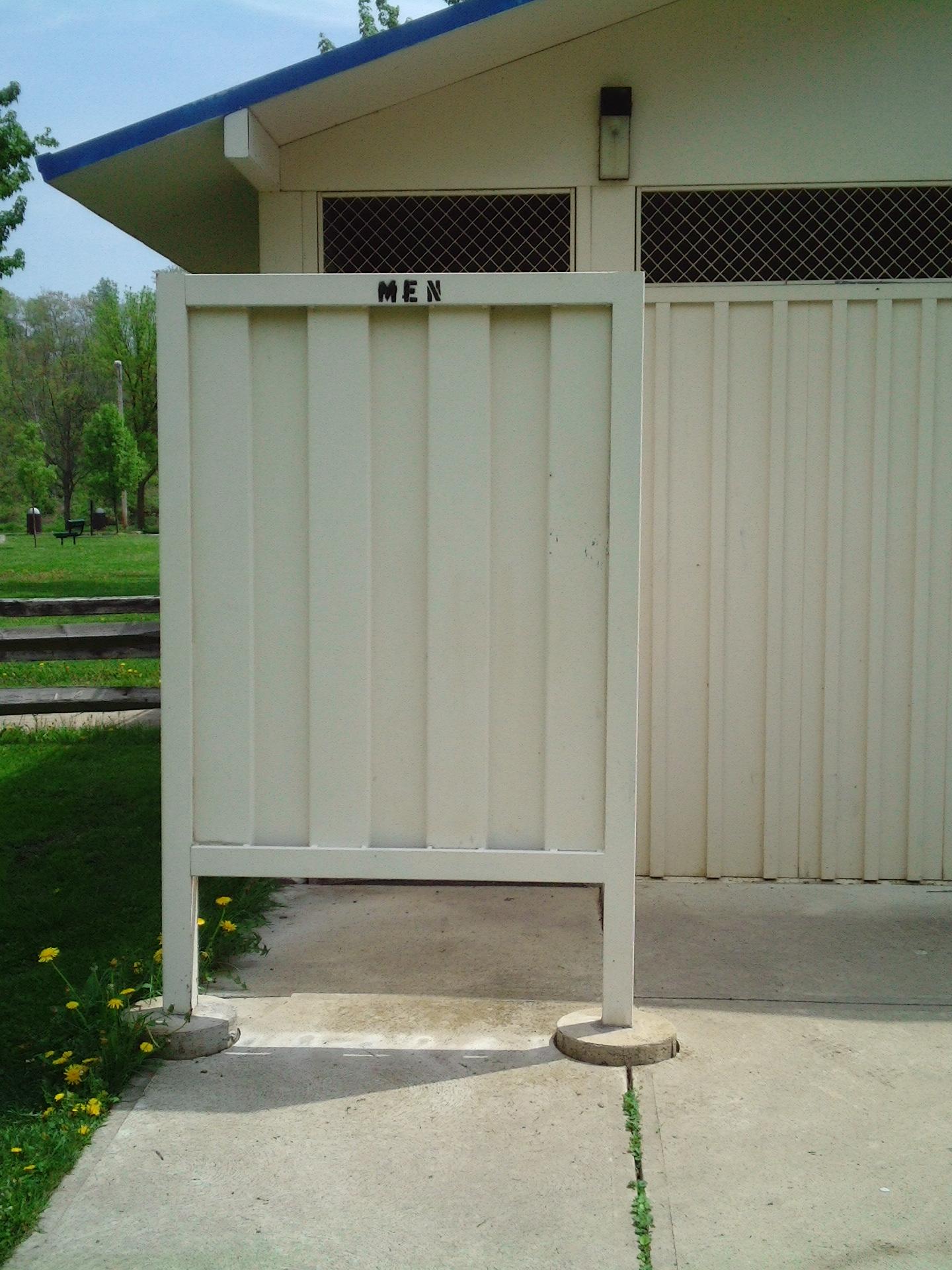 Group to sue San Francisco over open-air urinal – WDBO