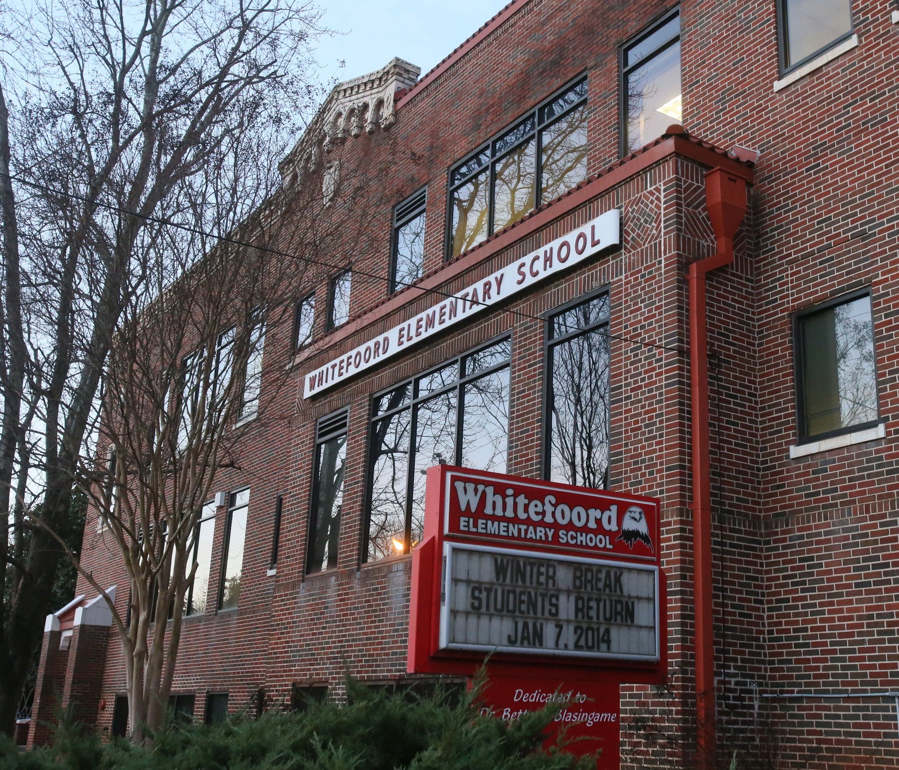 UPDATE: Atlanta school board votes to close two elementary schools – 95 ...