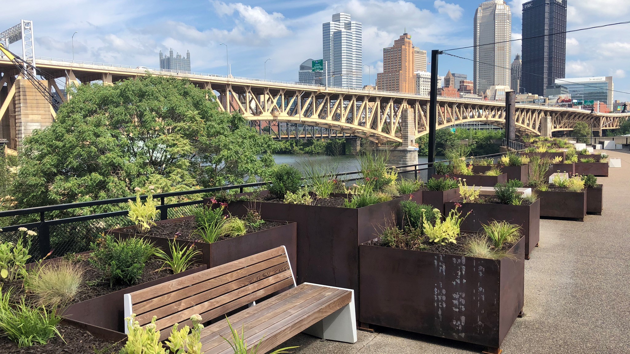 Elevated park-like space inspired by NYC’s High Line open in Pittsburgh ...
