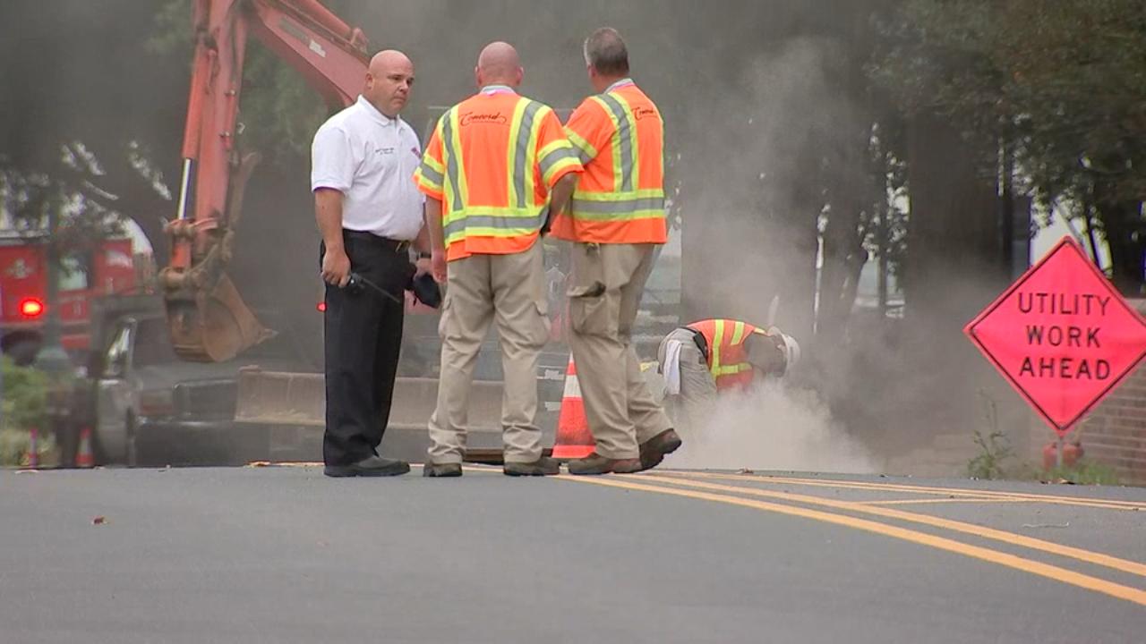 Gas line rupture forces evacuation of several buildings in downtown ...