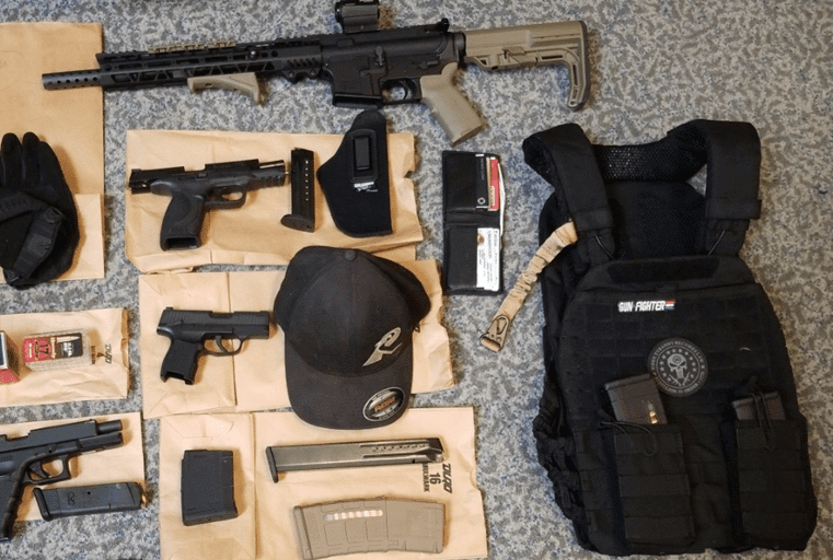 Guns, body armor, fake explosive recovered by Seattle Police – KIRO 7 ...