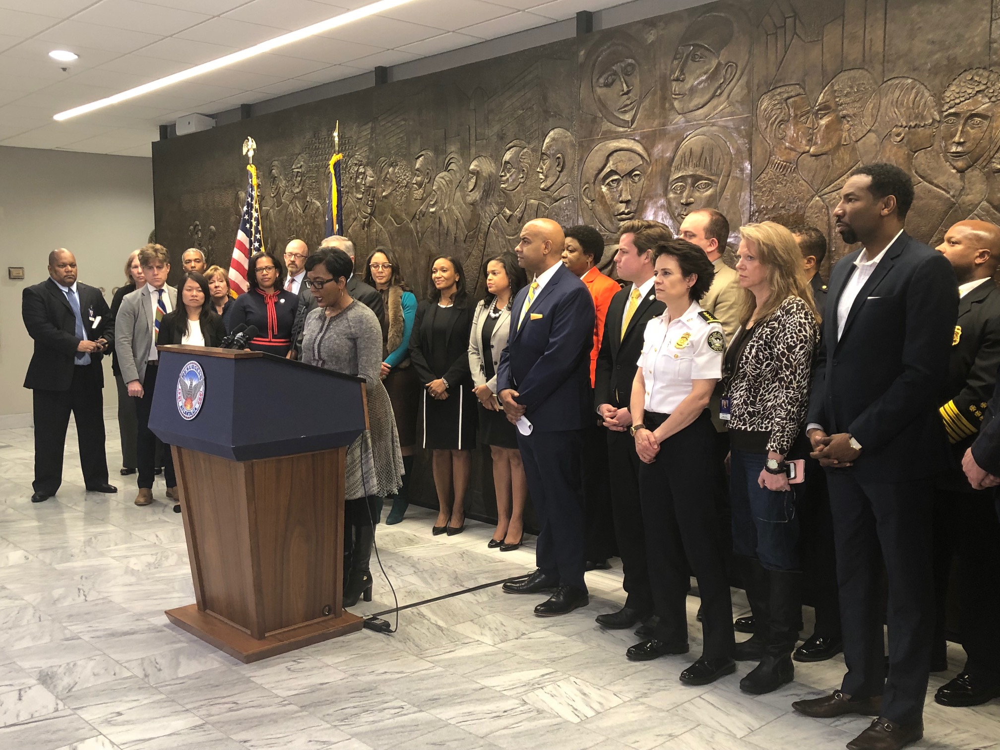 Mayor of Atlanta Holds Press Conference on Cyber Attack – 95.5 WSB