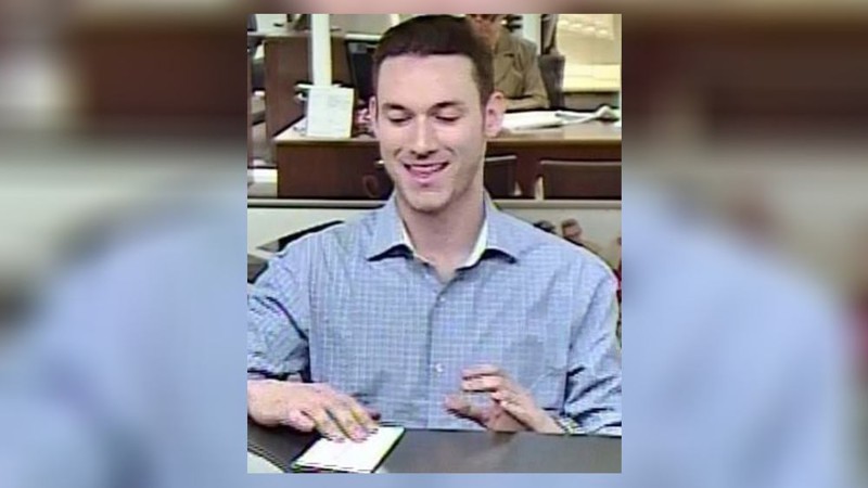 Police seeks smiling suspect in theft, fraud cases – WGAU