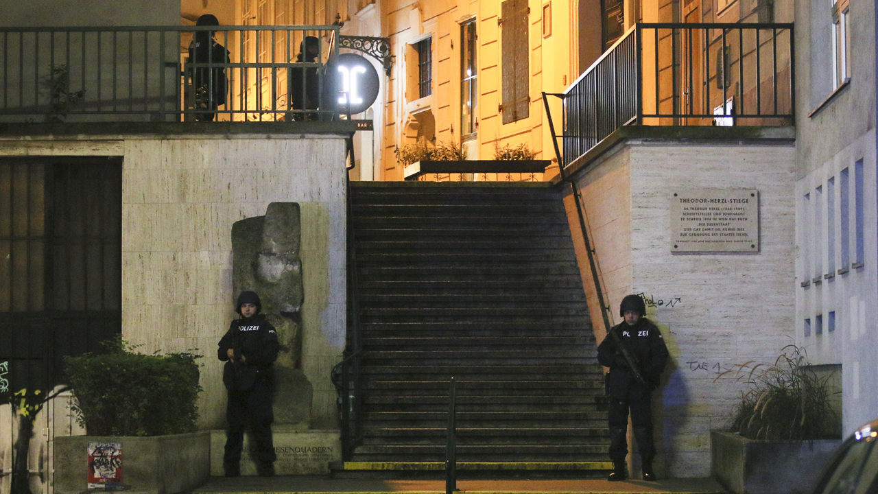 Austria terror attack: 4 dead, including suspect, in Vienna shooting ...