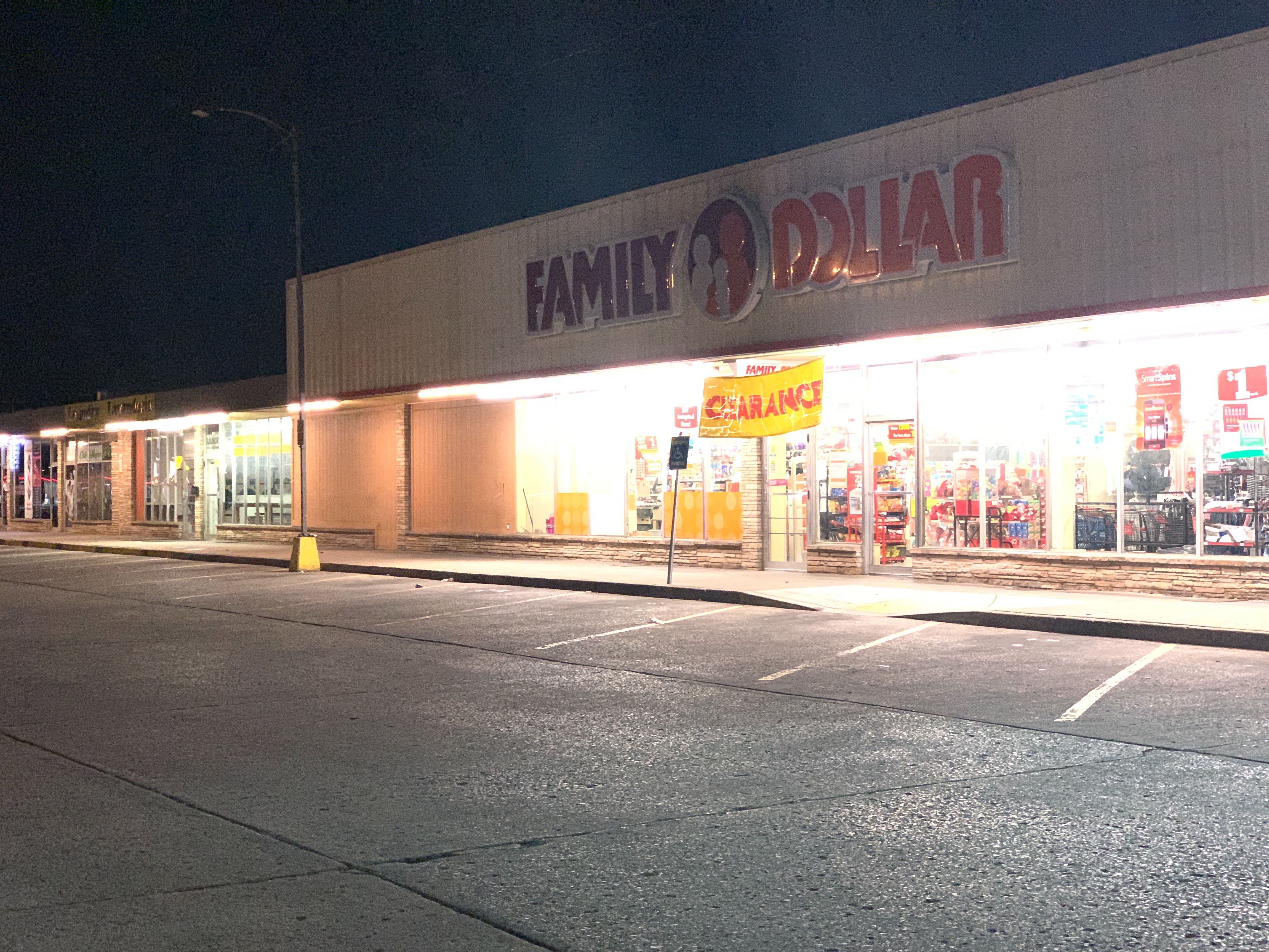 2 men raise gun toward employees during Family Dollar store robbery ...