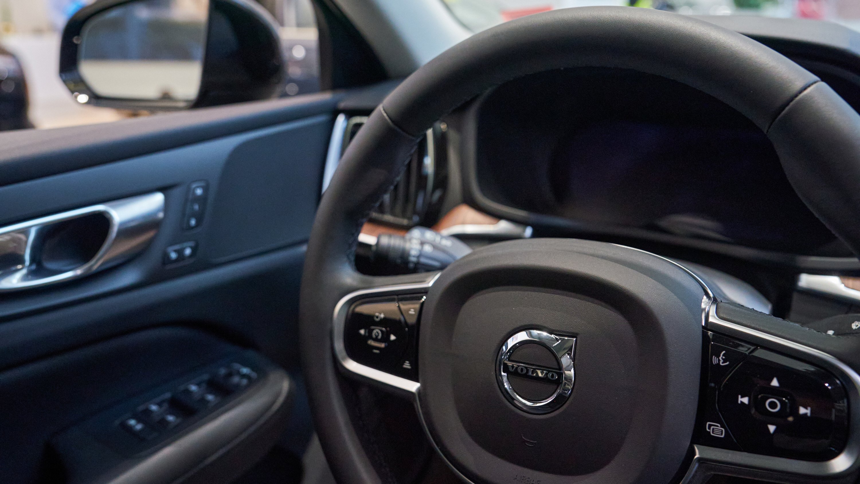 Volvo lowers profit target for 2026 and scraps sales goal - Automotive News