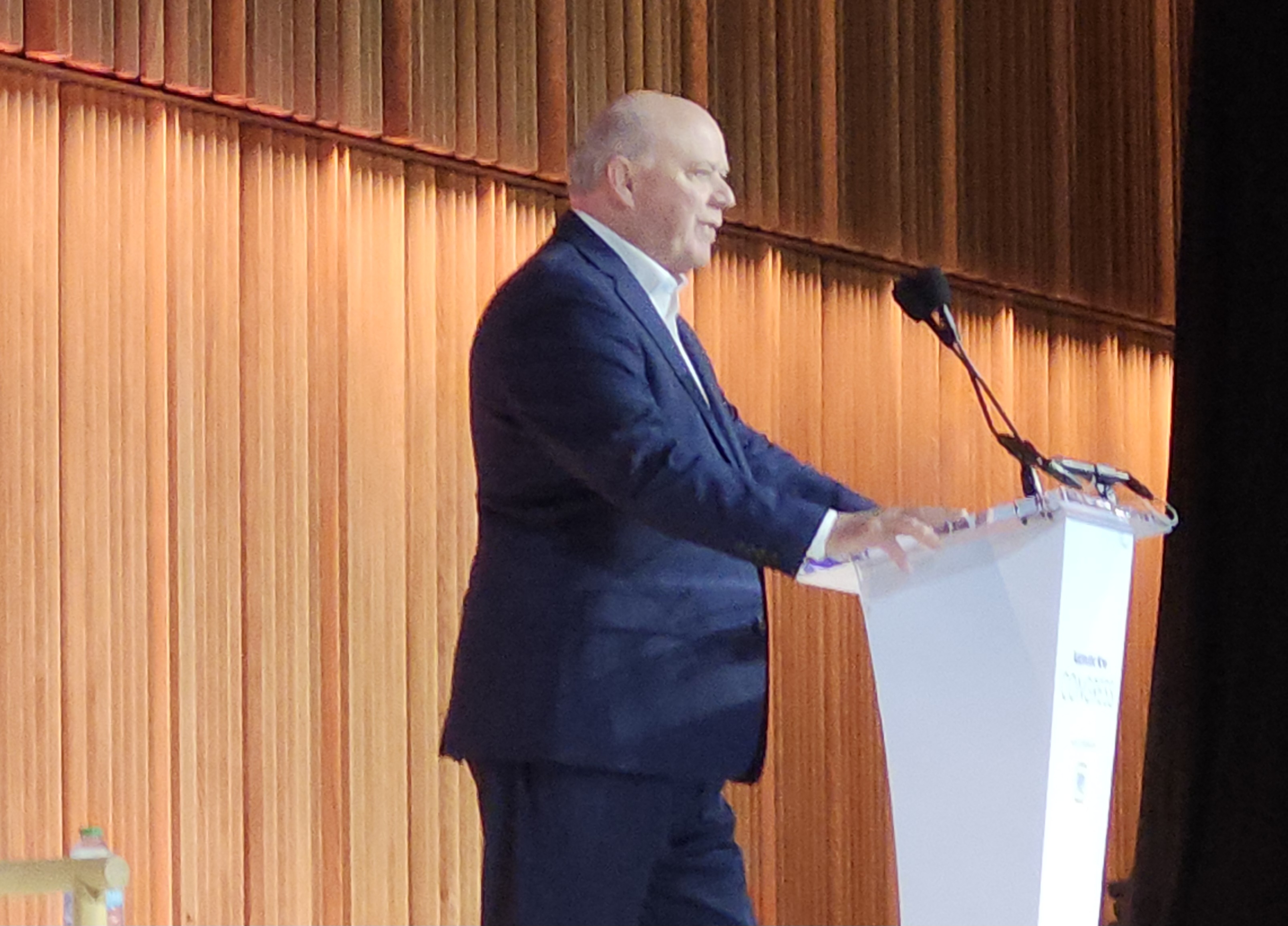 Cox Automotive President Stephen Rowley says to embrace AI - Automotive ...