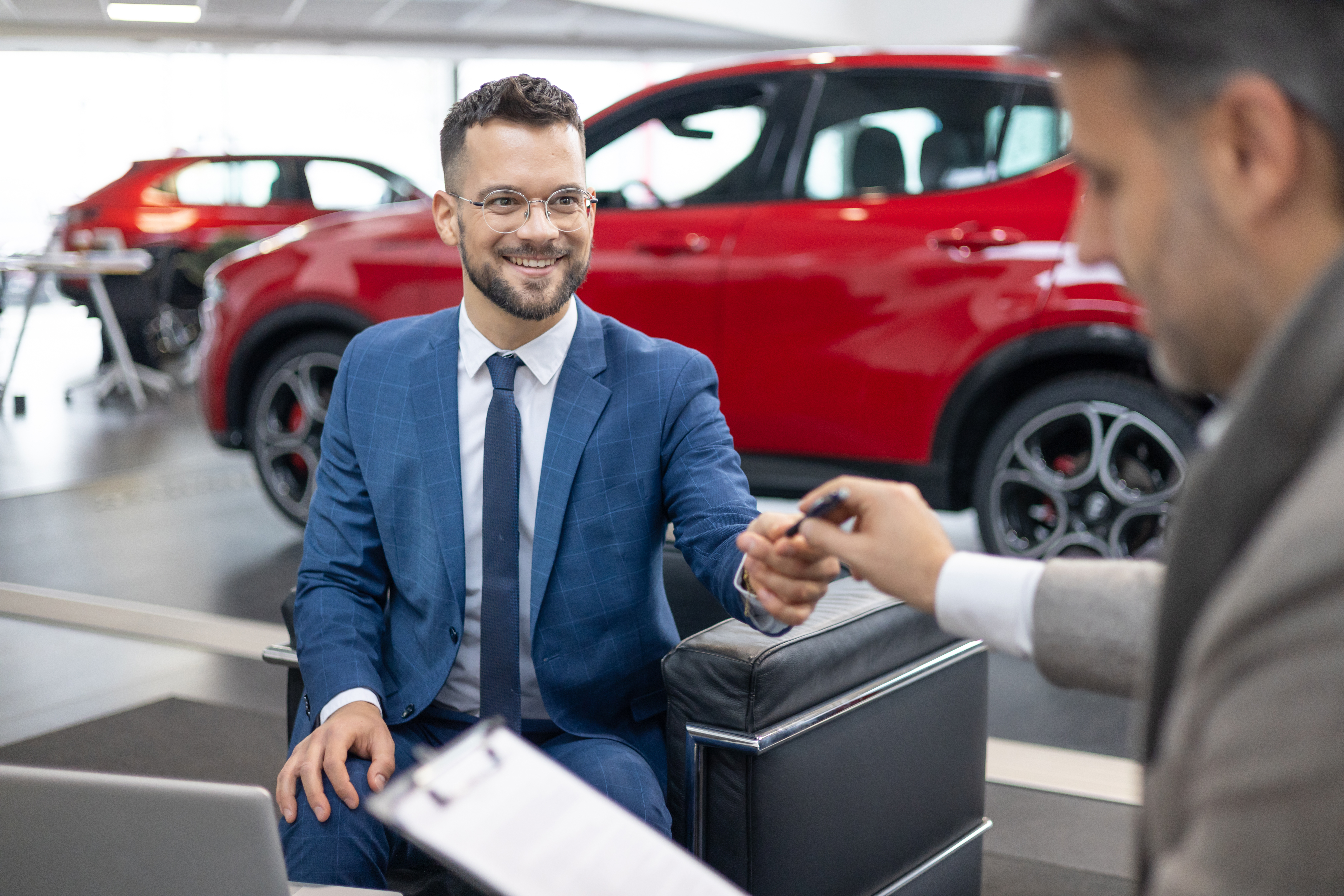 DMVs still force ‘wet’ signatures in car deals, Carvana says ...